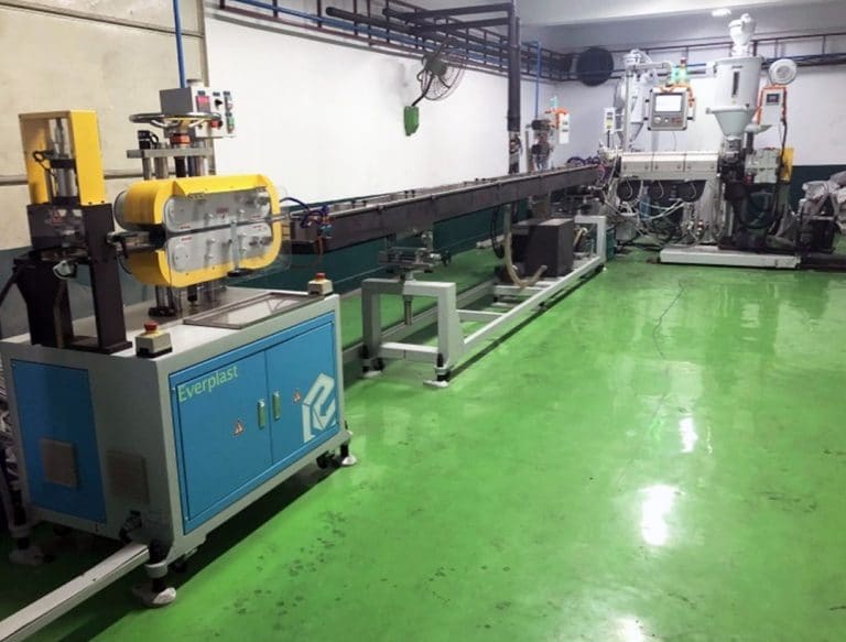 PVC/TPV Car Gasket Machine Line | Double Output | Taiwan Everplast
