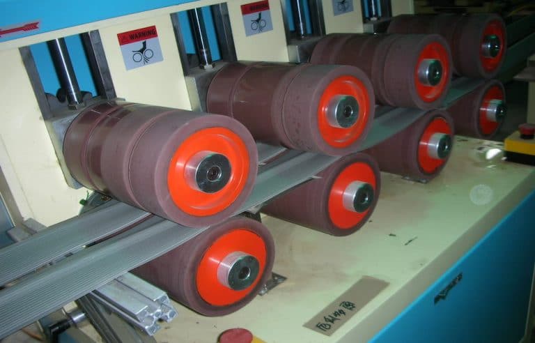 L Shape Extrusion Line - Taiwan Everplast | Contact us NOW!