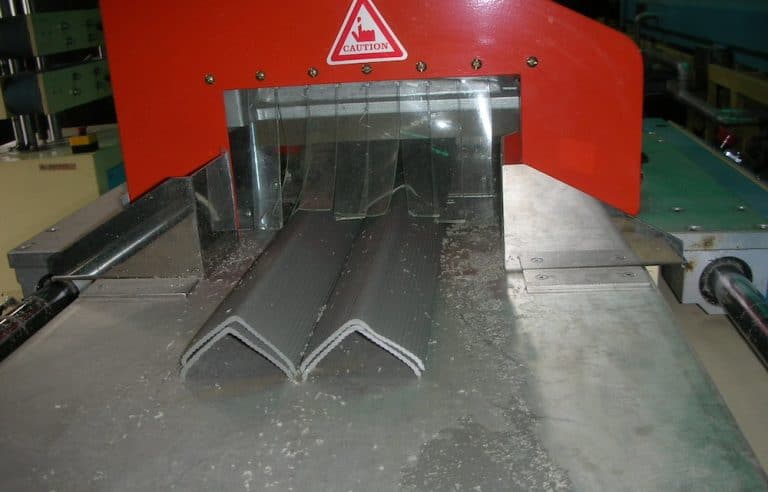 L Shape Extrusion Line - Taiwan Everplast | Contact us NOW!