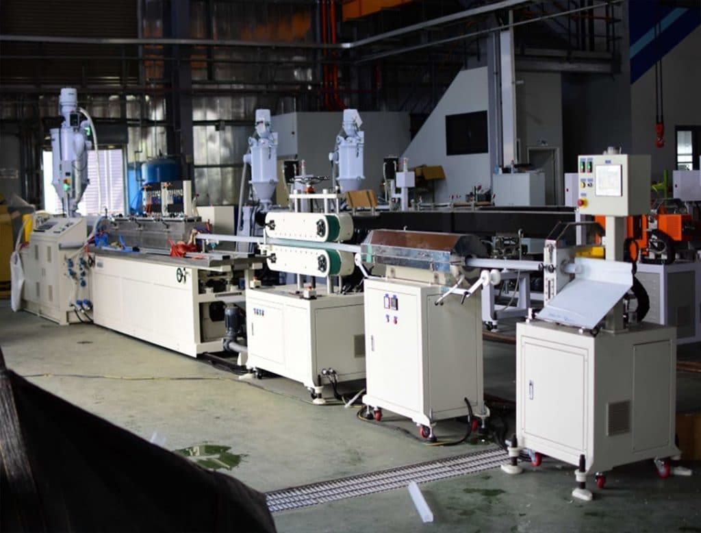PP pipe and triangular tube machine line | Taiwan Everplast Machinery
