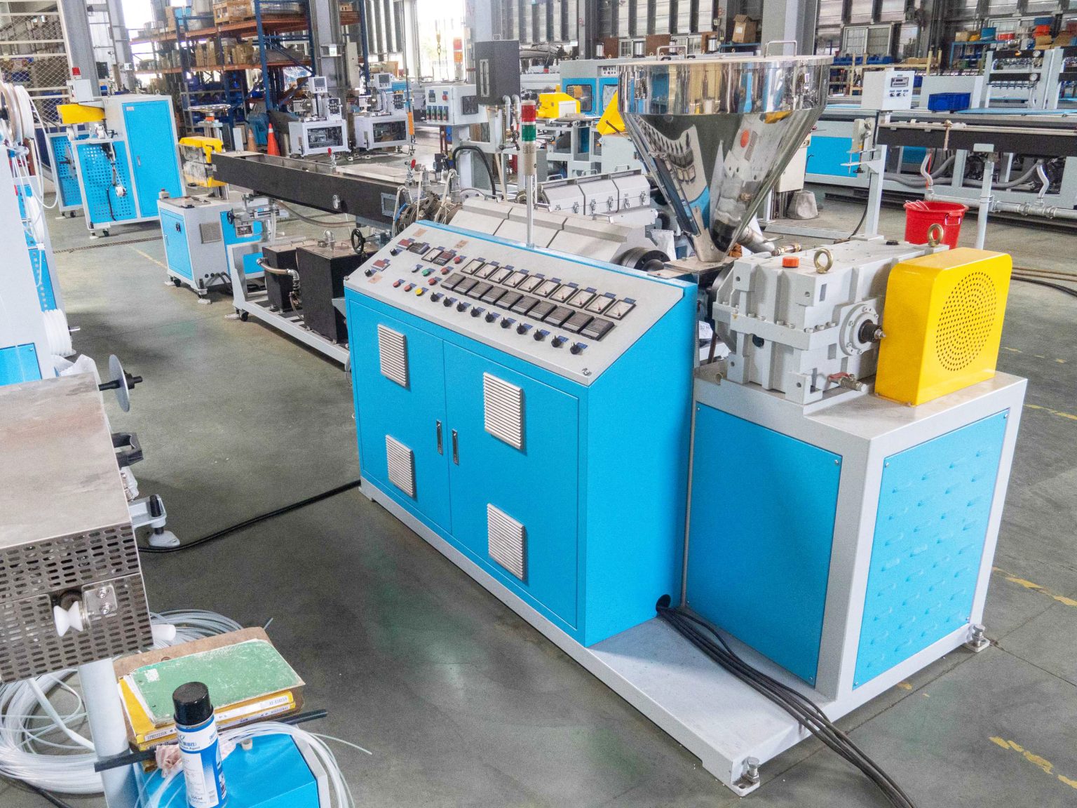 EVERPLAST - PLASTIC EXTRUSION MAKINGS SPECIALIST