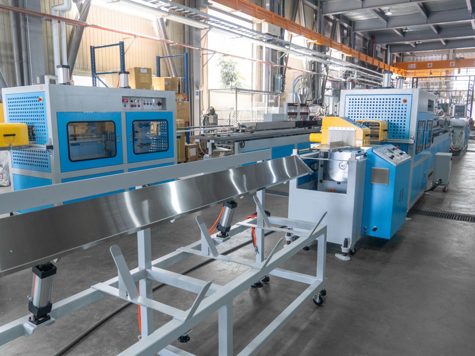 EVERPLAST - PLASTIC EXTRUSION MAKINGS SPECIALIST